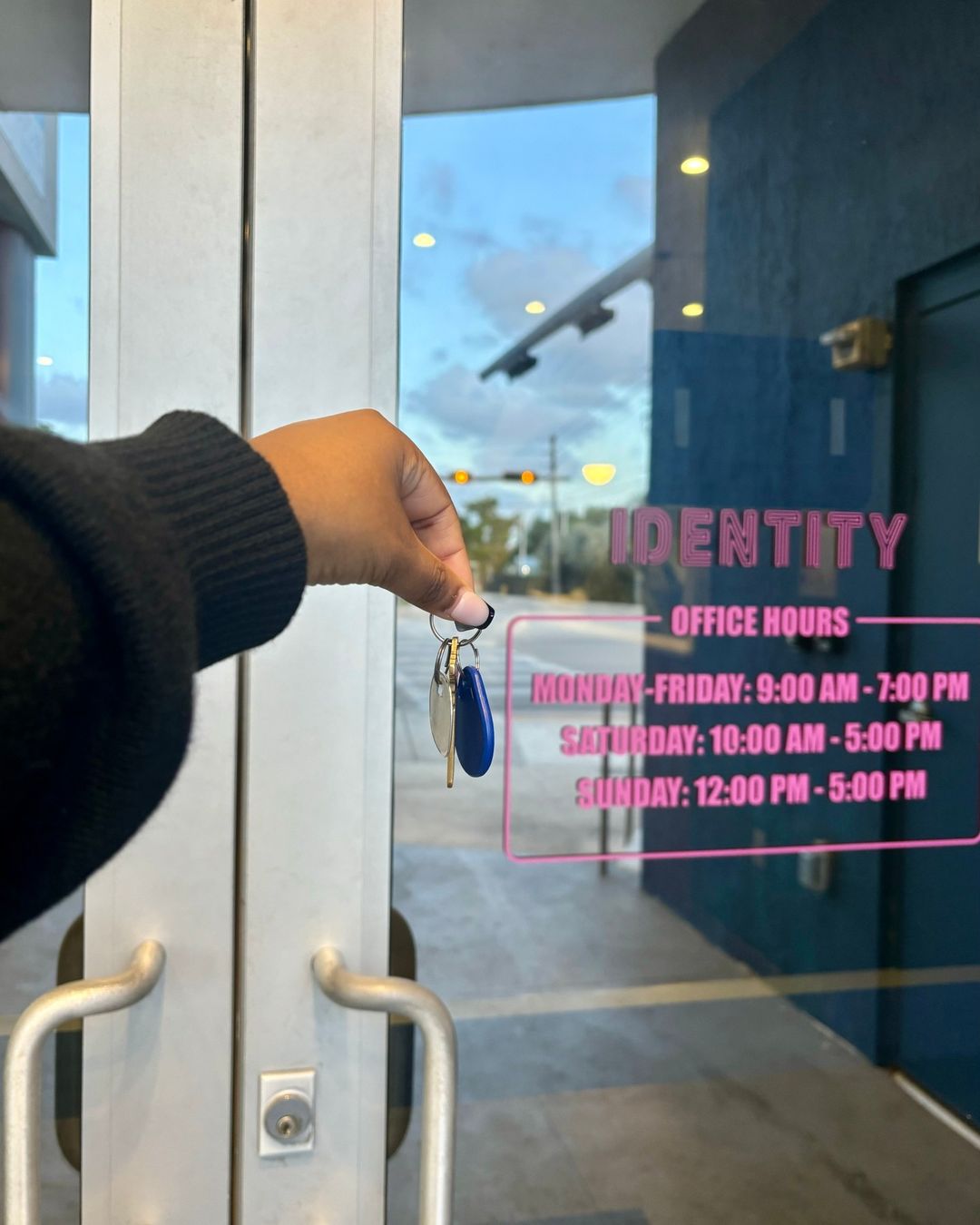 IDENTITY Miami | Miami, FL Student Apartments near FIU