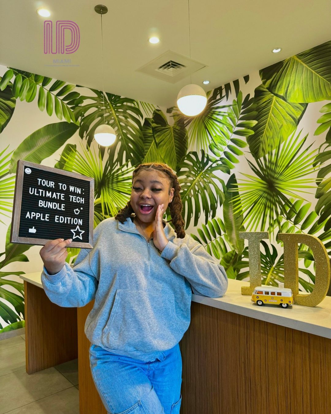 IDENTITY Miami | Miami, FL Student Apartments near FIU