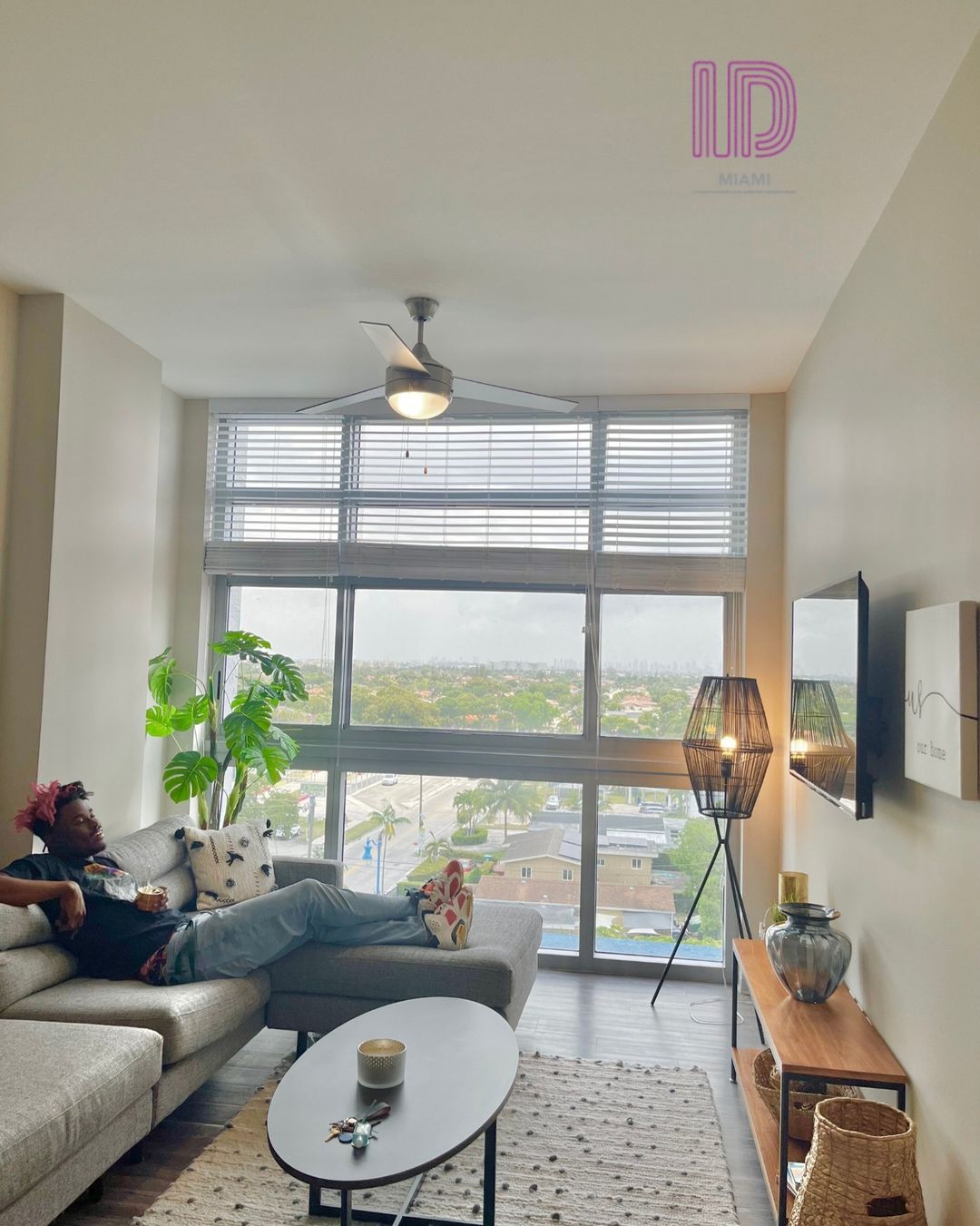 IDENTITY Miami | Miami, FL Student Apartments near FIU