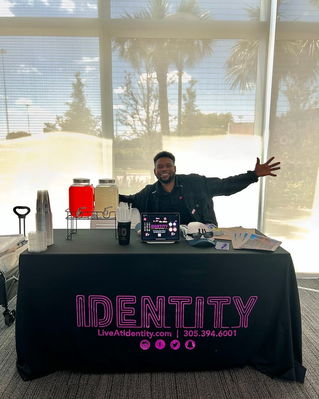 IDENTITY Miami | Miami, FL Student Apartments near FIU